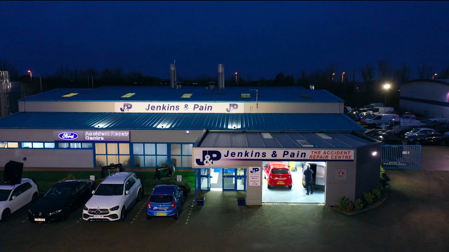 How to Drive Safely in Heavy Rain - Jenkins and Pain Kent's Premiere ...